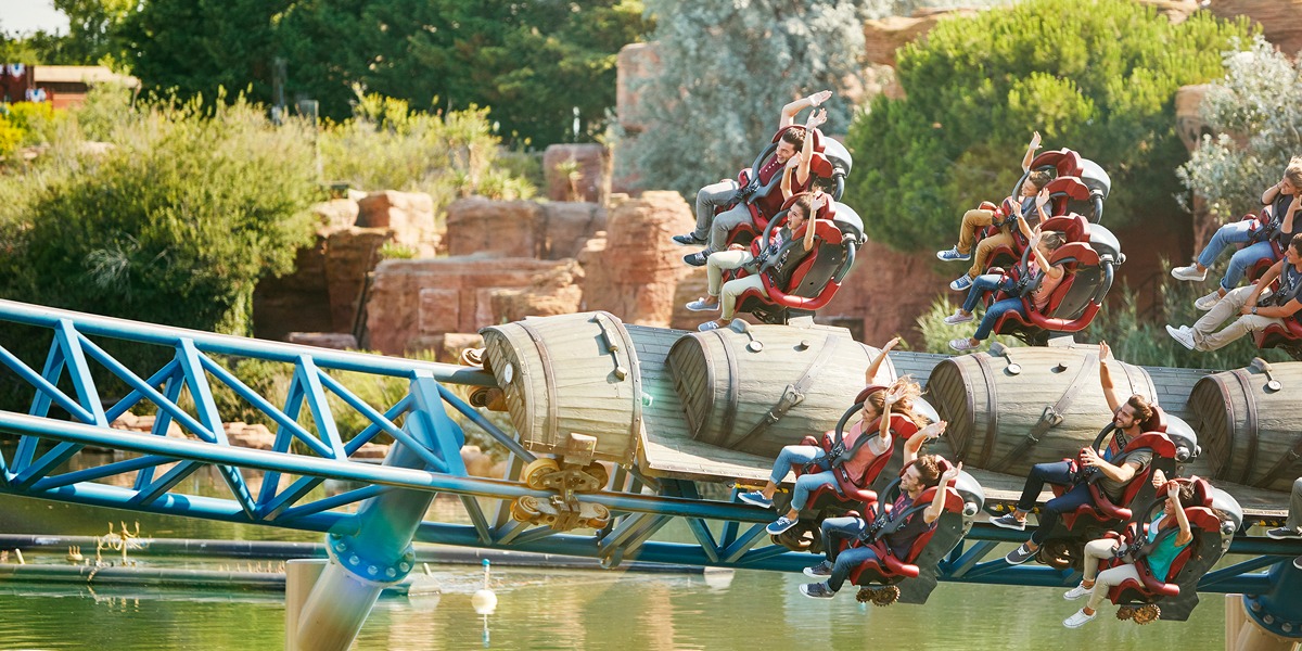 What are roller coasters? Delve into their history, discover how they ...